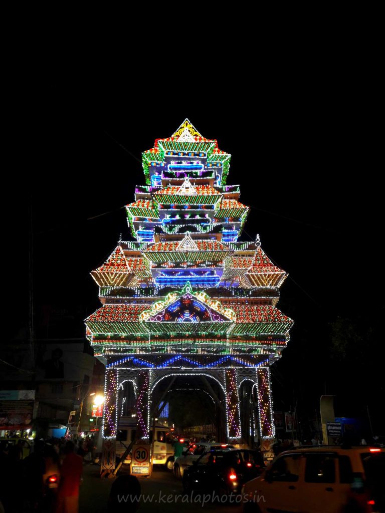Thrissur Pooram 2017 - Kerala Photos - Kerala Photos - Kerala